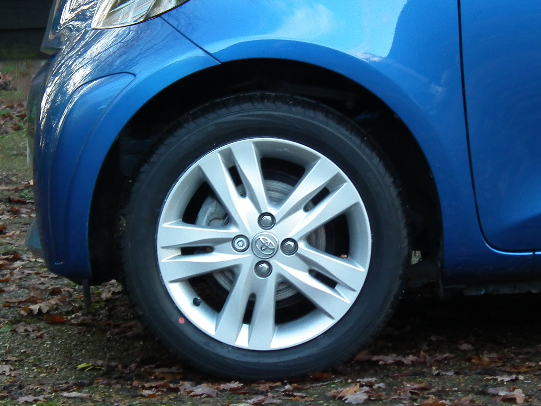 ** NOW SOLD ** 2011 ‘11’ TOYOTA iQ3 1.33, 1 OWNER, TOP SPEC, 59K, 3 ...